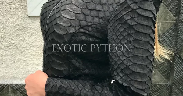 Women's snakeskin jacket JT-101 - Exotic Python