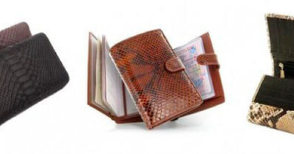 Snakeskin wallet n your hands is an unequivocal sign of your solvency ...